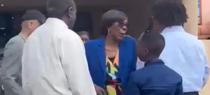 Miami : Nan chèche wout padon, yon ansyen pwezidan Dayiti resevwa yon deblosaj imilyasyon nan ...